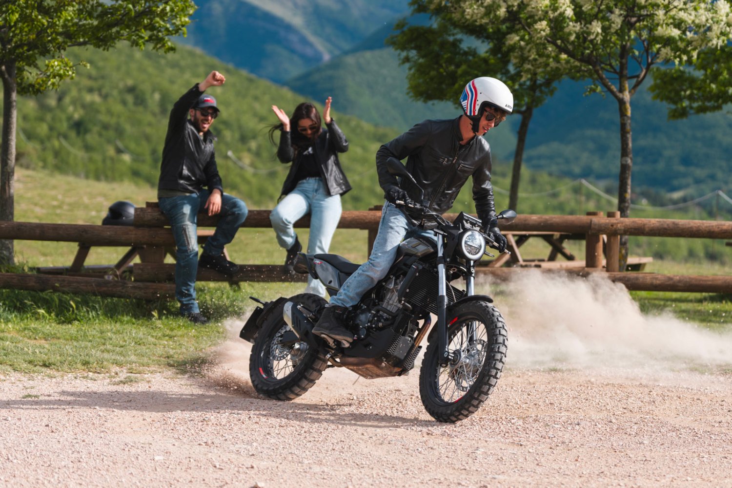 Beta Alp X : 10 Reasons why it Could Be the Ultimate Urban Adventure ...