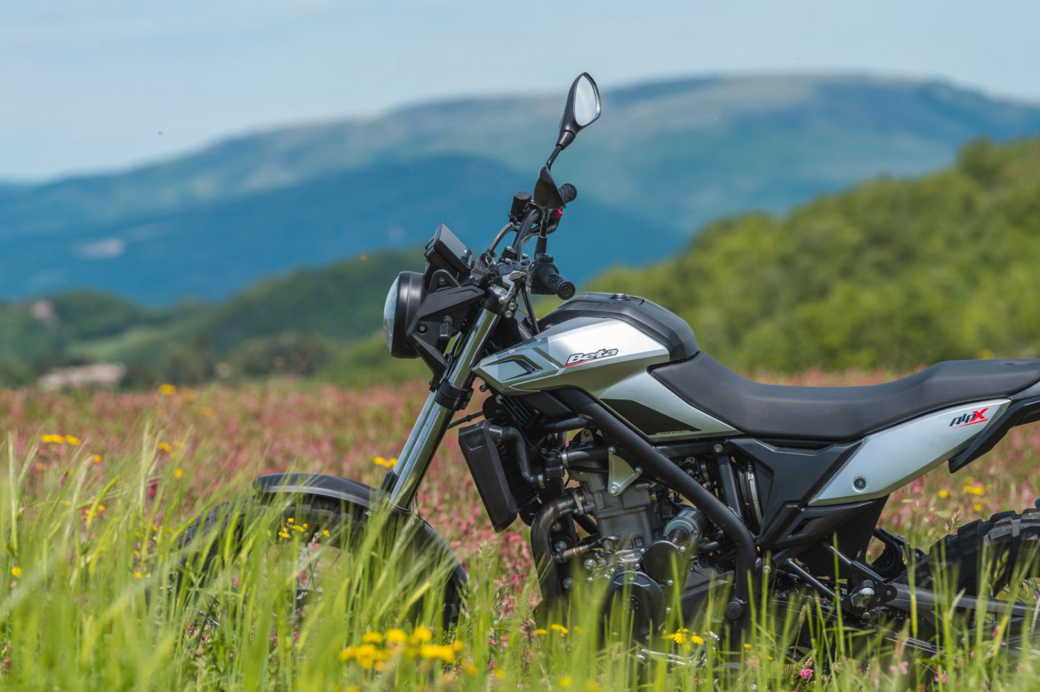 Beta Alp X : 10 Reasons why it Could Be the Ultimate Urban Adventure ...